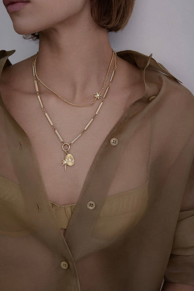 Lucy Delius Mega Muff Chain | WE ARE ICONIC